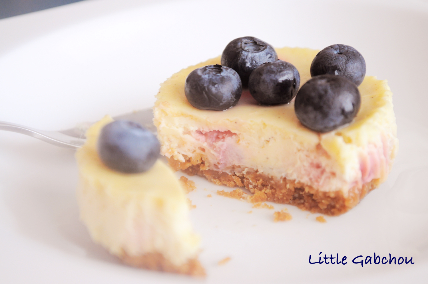 Baby cheesecake aux fruits rouges · Little Gabchou