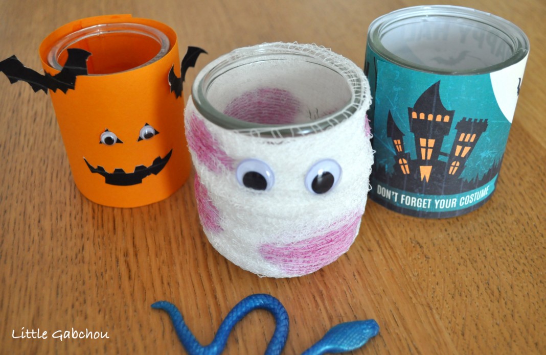 Activité Montessori: le bac sensoriel sur le thème d’Halloween